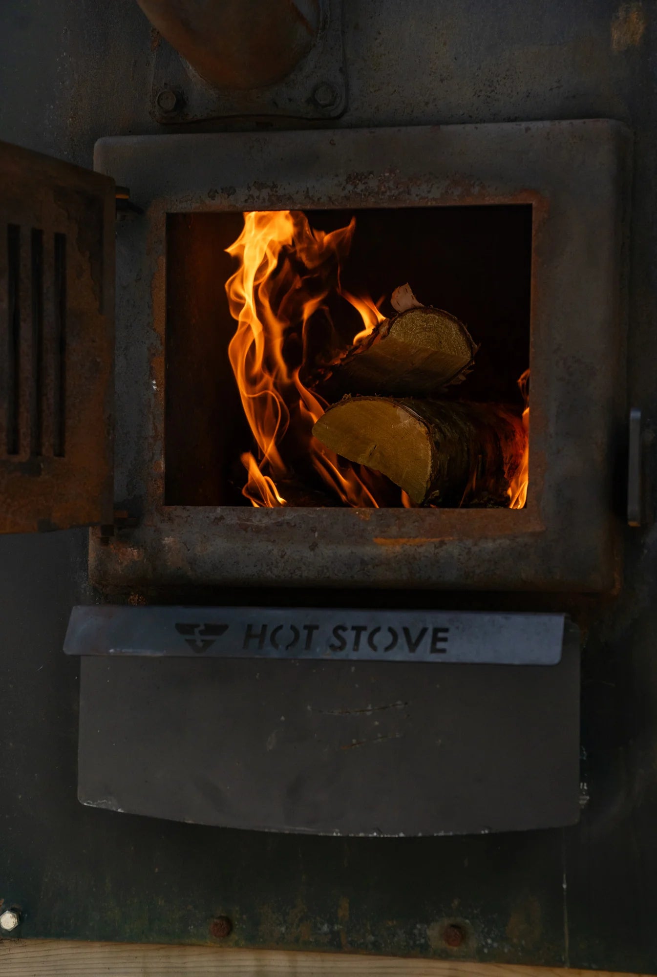 The Ultimate Sauna Showdown: Discover Why Wood-fired Reigns Supreme Ov – Elevated Embers